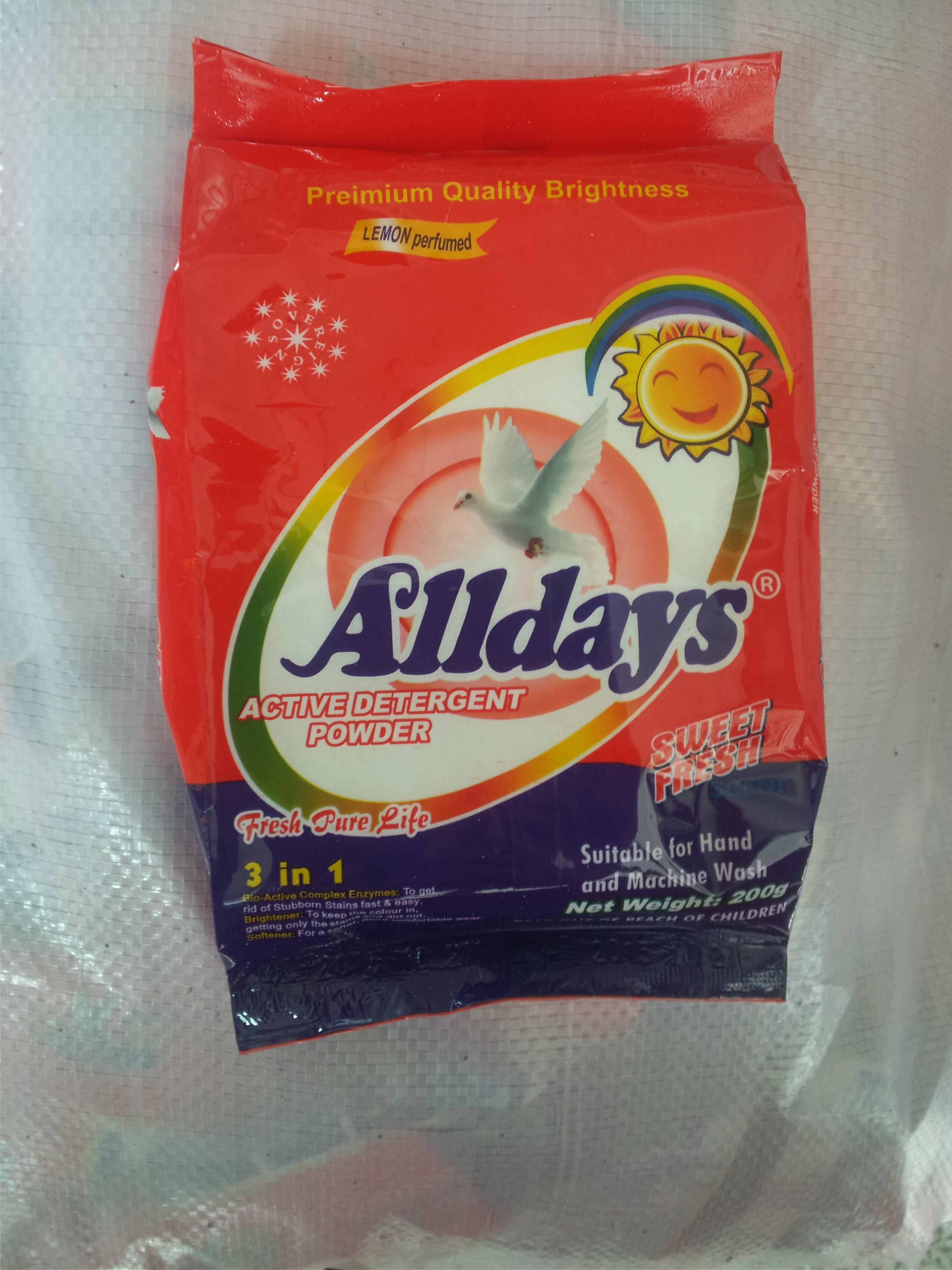 Best selling High quality Non harmful clothes washing powder/famous ...